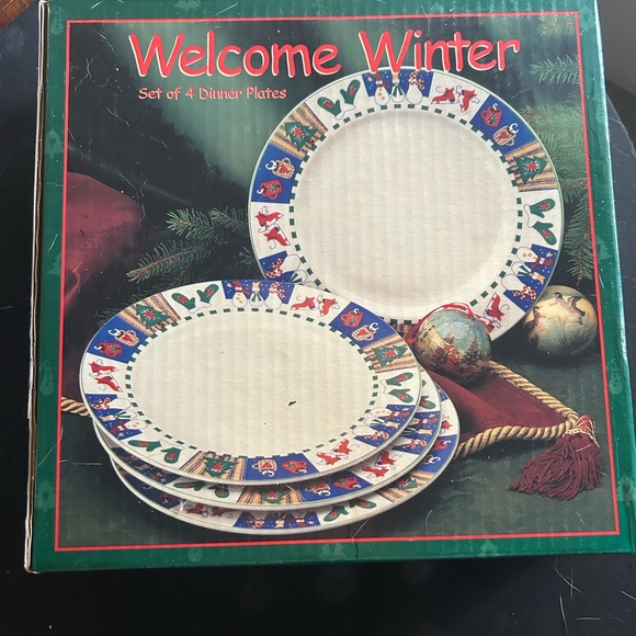 Dining | Welcome Winter Set Of Four Dinner Plates | Poshmark